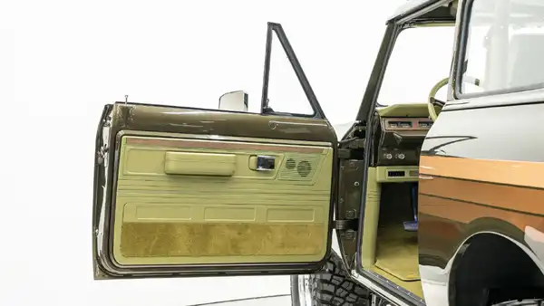 1973 Classic IH Scout II | Velocity Founders Series (43946)