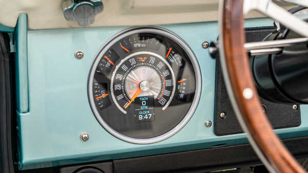 1975 Re-Engineered Classic Ford Bronco | Seafoam Metallic Ranger Pkg (4776)