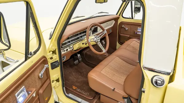 1971 Classic Ford F-250 4546 Restoration Project | Velocity Restorations
